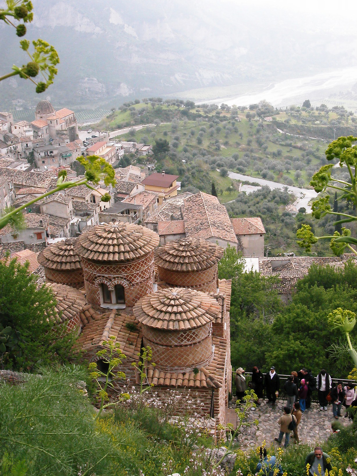 Vista al borgo di Stilo: cosa vedere e cosa fare | Calabria Straordinaria